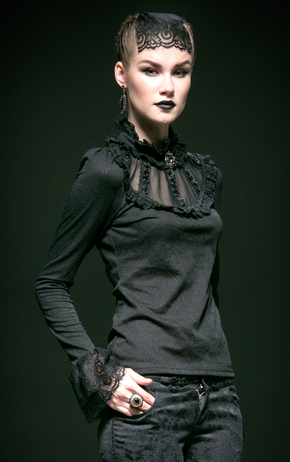 Haut gothique femme manches longues PUNK RAVE t361 orné de dentelle