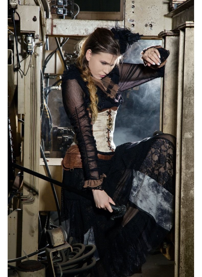 Chemisier steampunk femme noir et marron avec son jabot RQ-BLsp135